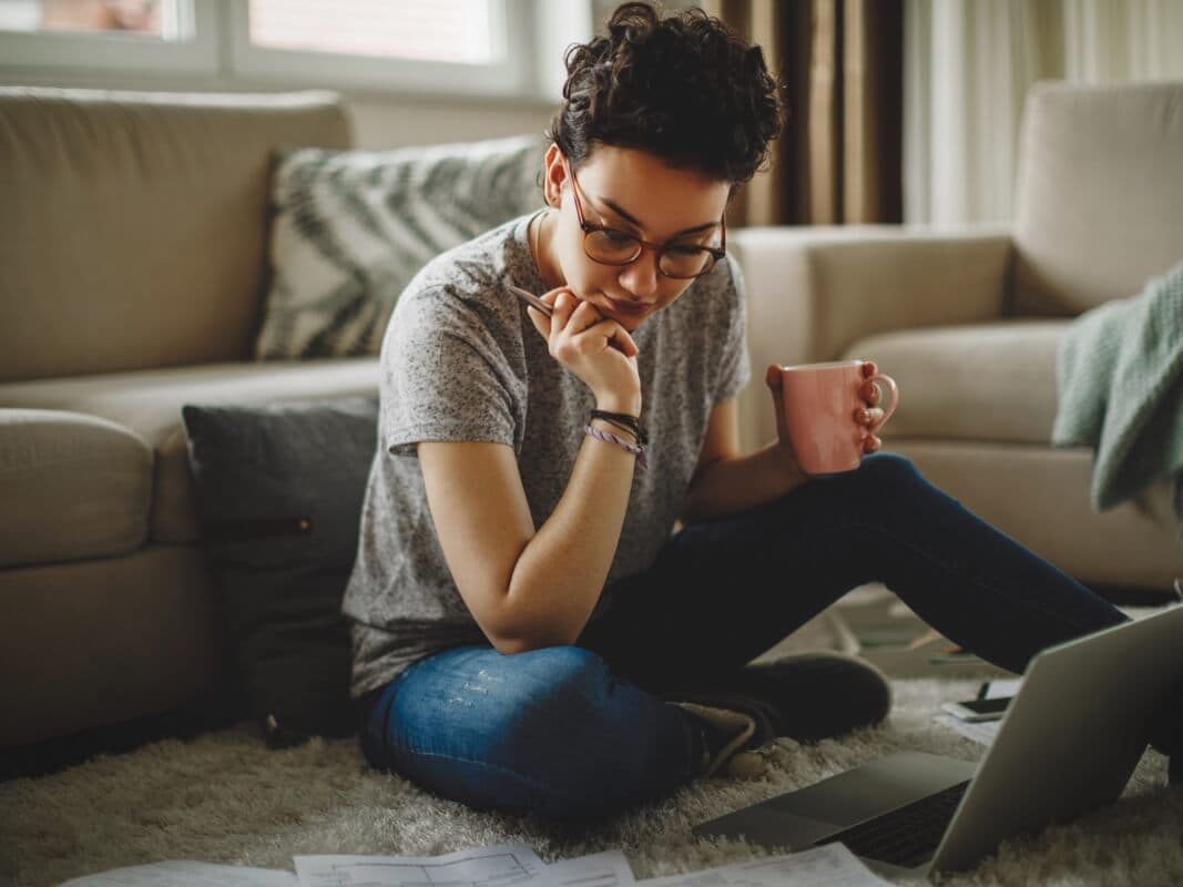 Enlig forsørger: Den ultimative guide til økonomiske rettigheder | Ferratum Bank